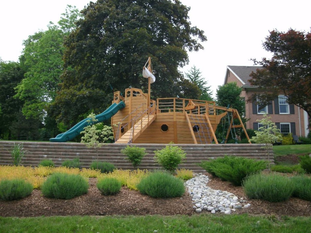 Bosman Home Front: Visit for Play Mor Wooden Play Structures ...